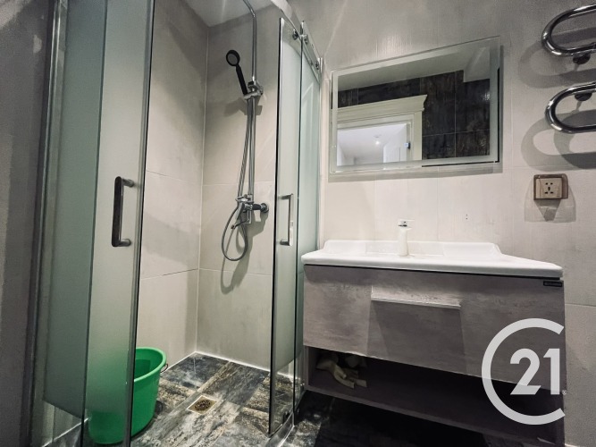 New Garden хотхонд 3 өрөө байр зарна