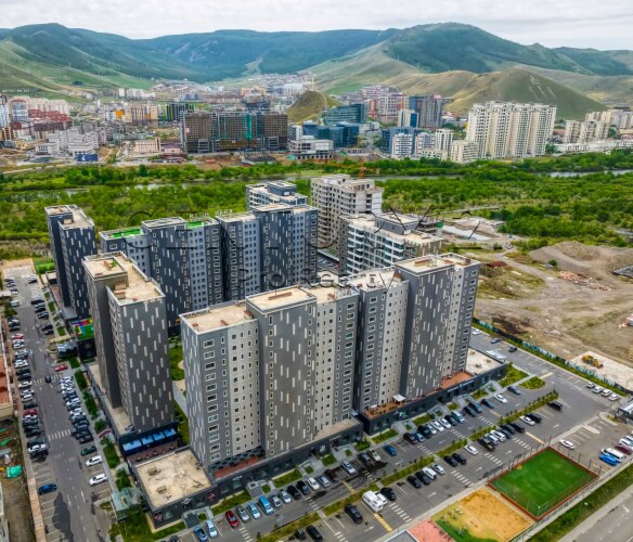 Khan Hills хотхонд 106 мкв 3 өрөө түрээслүүлнэ.